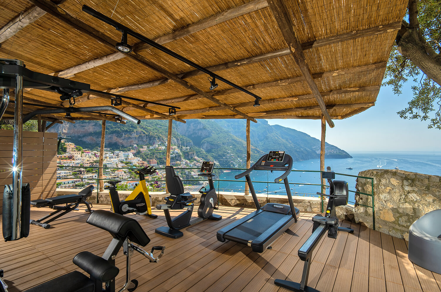 Staying Fit on Vacation: How to Exercise Anywhere - R3 FITNESS BLOG